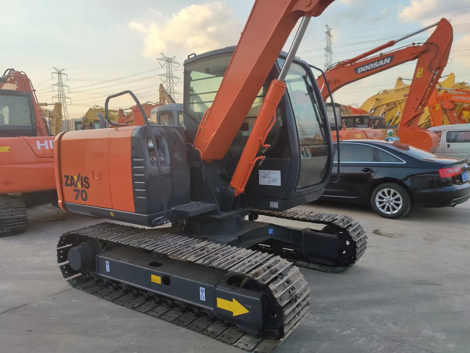 HITACHI ZX70 - interline-trucks.com